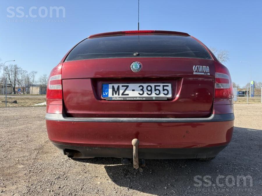Красный Шкода Октавия 2006 в Даугавпилс, объемом двигателя 1.60 л и пробегом 340 тыс. км за 1150 €, фото 5 на AUTOMOTO.COM.LV