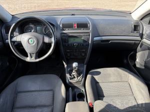Красный Шкода Октавия 2006 в Даугавпилс, объемом двигателя 1.60 л и пробегом 340 тыс. км за 1150 €, фото 10 на AUTOMOTO.COM.LV