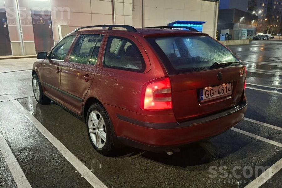 Sarkans Skoda Octavia 2007 Rīga, ar dzinēja tilpumu 1.90 L un nobraukumu 475 tūkst. km par 1300 €, foto 4 vietnē AUTOMOTO.COM.LV
