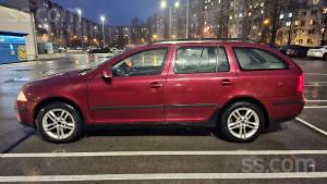 Sarkans Skoda Octavia 2007 Rīga, ar dzinēja tilpumu 1.90 L un nobraukumu 475 tūkst. km par 1300 €, foto 5 vietnē AUTOMOTO.COM.LV