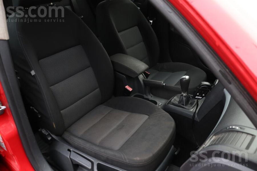 Red Skoda Octavia 2007 in Valmiera, with an engine capacity of 1.90 L and mileage of 0 thousand km for 2200 €, photo 7 on AUTOMOTO.COM.LV