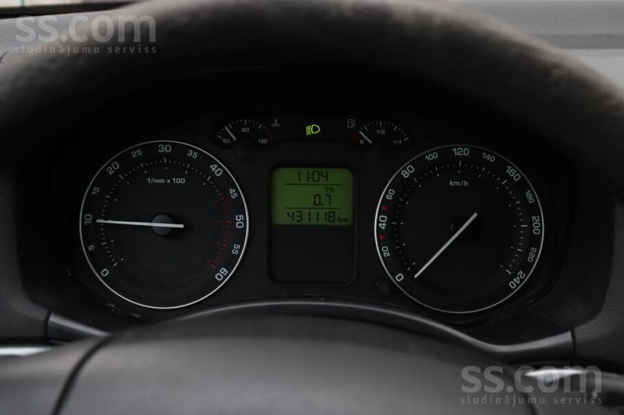 Red Skoda Octavia 2007 in Valmiera, with an engine capacity of 1.90 L and mileage of 0 thousand km for 2200 €, photo 20 on AUTOMOTO.COM.LV