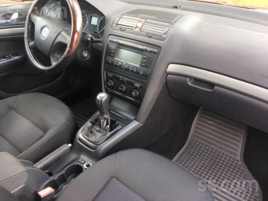 Sarkans Skoda Octavia 2007 Rīga, ar dzinēja tilpumu 2.00 L un nobraukumu 0 tūkst. km par 1450 €, foto 12 vietnē AUTOMOTO.COM.LV