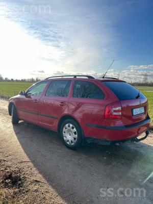 Red Skoda Octavia 2007 in Liepaja, with an engine capacity of 1.90 L and mileage of 209 thousand km for 1700 €, photo 3 on AUTOMOTO.COM.LV