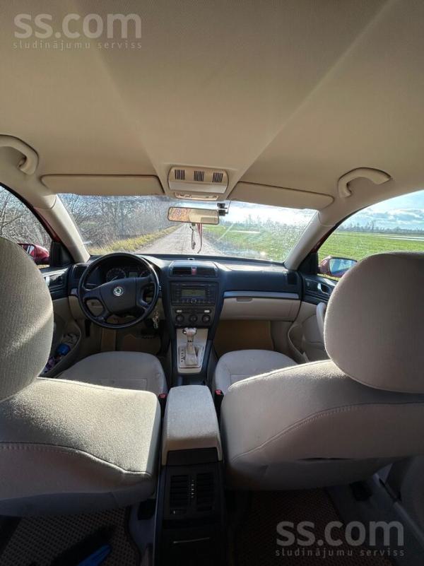 Red Skoda Octavia 2007 in Liepaja, with an engine capacity of 1.90 L and mileage of 209 thousand km for 1700 €, photo 10 on AUTOMOTO.COM.LV