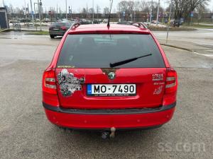 Red Skoda Octavia 2008 in Riga, with an engine capacity of 2.00 L and mileage of 288 thousand km for 2000 €, photo 3 on AUTOMOTO.COM.LV