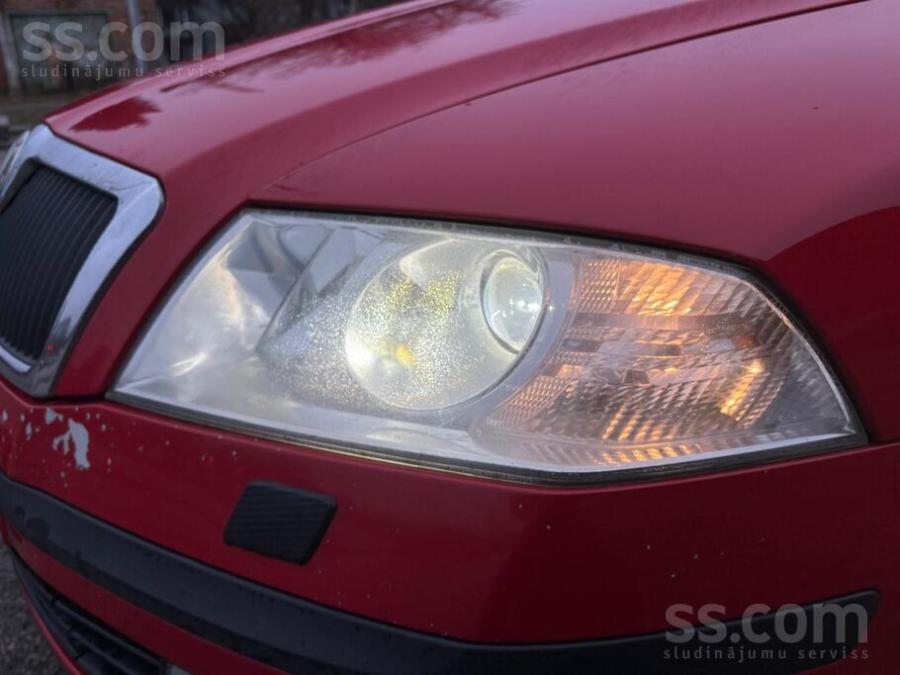Red Skoda Octavia 2008 in Riga, with an engine capacity of 2.00 L and mileage of 288 thousand km for 2000 €, photo 6 on AUTOMOTO.COM.LV