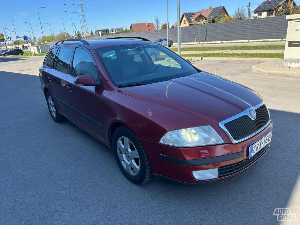 Red Skoda Octavia 2008 in Kaunas, with an engine capacity of 2.00 L and mileage of 407 thousand km for 1550 €, photo 3 on AUTOMOTO.COM.LV
