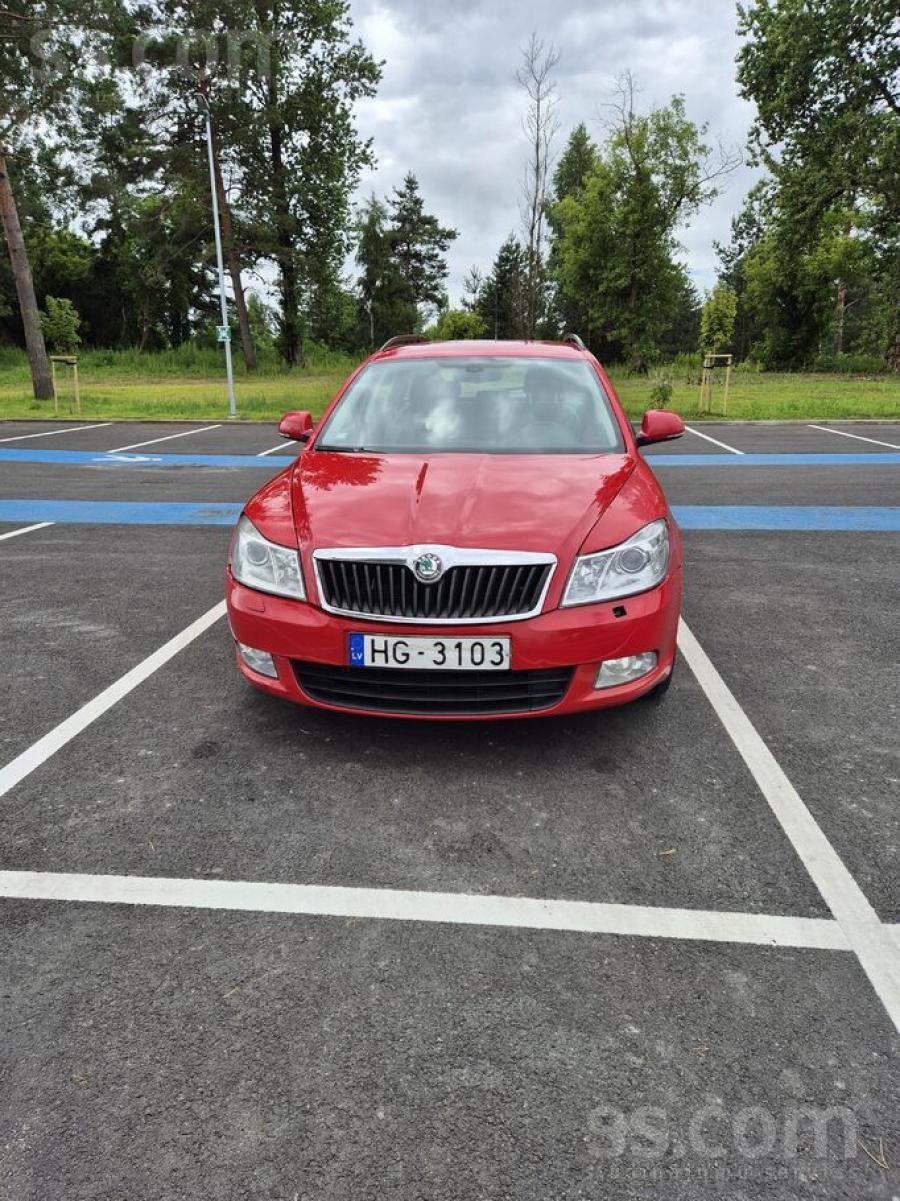 Red Skoda Octavia 2008 in Riga, with an engine capacity of 2.00 L and mileage of 373 thousand km for 3500 €, photo 6 on AUTOMOTO.COM.LV