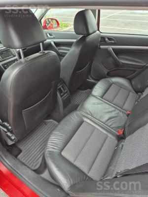 Red Skoda Octavia 2008 in Riga, with an engine capacity of 2.00 L and mileage of 373 thousand km for 3500 €, photo 13 on AUTOMOTO.COM.LV