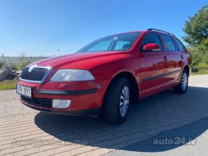 Sarkans Skoda Octavia 2008 Tallina, ar dzinēja tilpumu 1.90 L un nobraukumu 355 tūkst. km par 1390 €, foto  vietnē AUTOMOTO.COM.LV