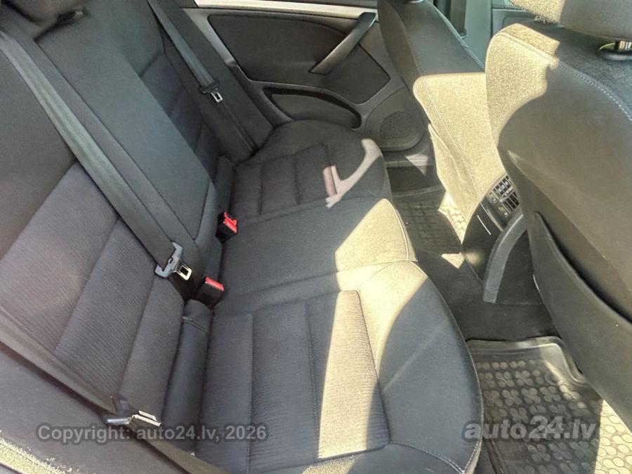 Sarkans Skoda Octavia 2008 Tallina, ar dzinēja tilpumu 2.00 L un nobraukumu 340 tūkst. km par 2599 €, foto 12 vietnē AUTOMOTO.COM.LV