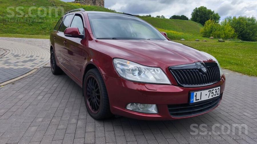 Sarkans Skoda Octavia 2009 Rēzekne, ar dzinēja tilpumu 1.90 L un nobraukumu 395 tūkst. km par 2700 €, foto 6 vietnē AUTOMOTO.COM.LV