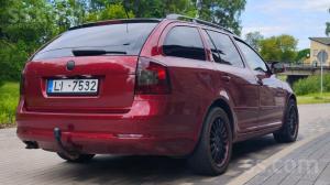 Sarkans Skoda Octavia 2009 Rēzekne, ar dzinēja tilpumu 1.90 L un nobraukumu 395 tūkst. km par 2700 €, foto 11 vietnē AUTOMOTO.COM.LV