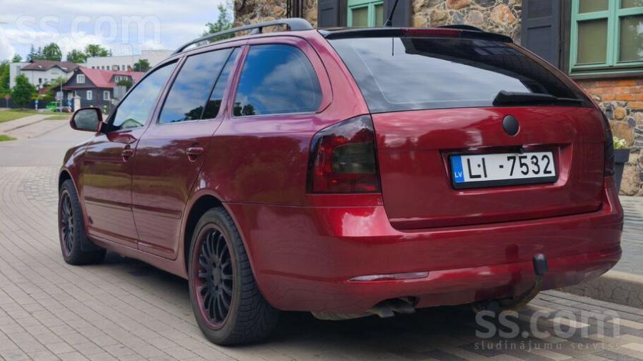Sarkans Skoda Octavia 2009 Rēzekne, ar dzinēja tilpumu 1.90 L un nobraukumu 395 tūkst. km par 2700 €, foto 12 vietnē AUTOMOTO.COM.LV