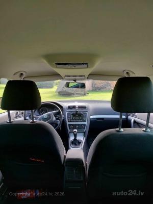 Sarkans Skoda Octavia 2011 Valga, ar dzinēja tilpumu 1.20 L un nobraukumu 217 tūkst. km par 3000 €, foto 7 vietnē AUTOMOTO.COM.LV