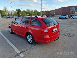 Sarkans Skoda Octavia 2012 Rīga, ar dzinēja tilpumu 1.60 L un nobraukumu 292 tūkst. km par 6890 €, foto 3 vietnē AUTOMOTO.COM.LV