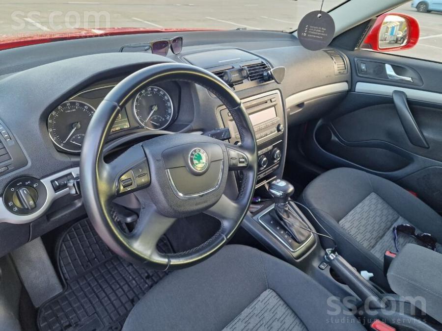 Sarkans Skoda Octavia 2012 Rīga, ar dzinēja tilpumu 1.60 L un nobraukumu 293 tūkst. km par 3350 €, foto 6 vietnē AUTOMOTO.COM.LV