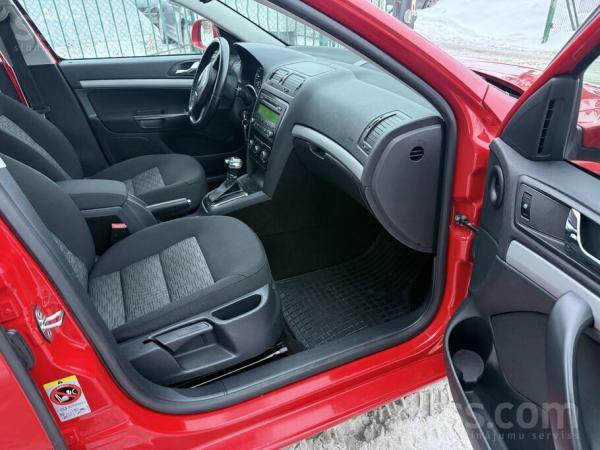 Red Skoda Octavia 2012 in Riga, with an engine capacity of 1.60 L and mileage of 314 thousand km for 3400 €, photo 8 on AUTOMOTO.COM.LV