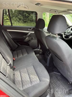 Sarkans Skoda Octavia 2012 Rīga, ar dzinēja tilpumu 1.60 L un nobraukumu 340 tūkst. km par 1600 €, foto 7 vietnē AUTOMOTO.COM.LV