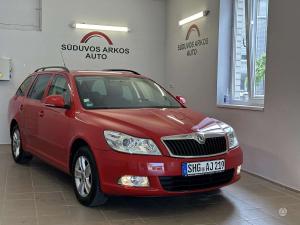Sarkans Skoda Octavia 2012 Marijampole, ar dzinēja tilpumu 1.60 L un nobraukumu 260 tūkst. km par 3850 €, foto  vietnē AUTOMOTO.COM.LV