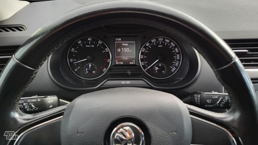 Sarkans Skoda Octavia 2013 Kauņa, ar dzinēja tilpumu 1.40 L un nobraukumu 302 tūkst. km par 5555 €, foto 17 vietnē AUTOMOTO.COM.LV