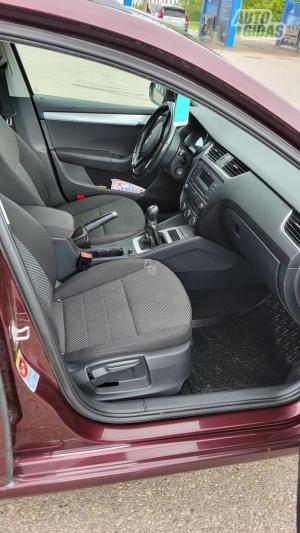 Sarkans Skoda Octavia 2013 Kauņa, ar dzinēja tilpumu 1.40 L un nobraukumu 302 tūkst. km par 5555 €, foto 22 vietnē AUTOMOTO.COM.LV