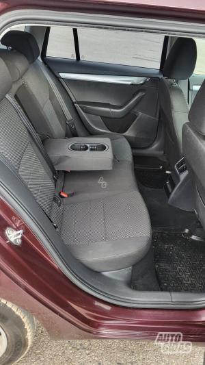 Sarkans Skoda Octavia 2013 Kauņa, ar dzinēja tilpumu 1.40 L un nobraukumu 302 tūkst. km par 5555 €, foto 23 vietnē AUTOMOTO.COM.LV