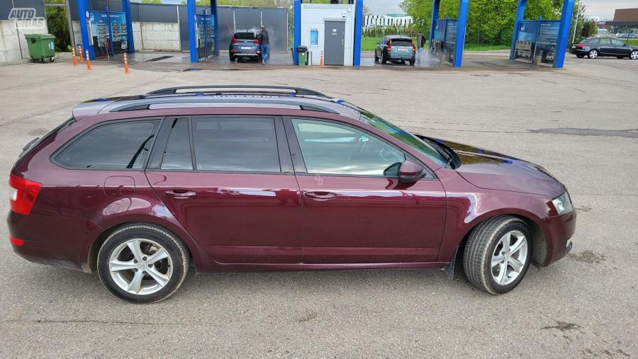 Red Skoda Octavia 2013 in Kaunas, with an engine capacity of 1.40 L and mileage of 302 thousand km for 5555 €, photo 14 on AUTOMOTO.COM.LV