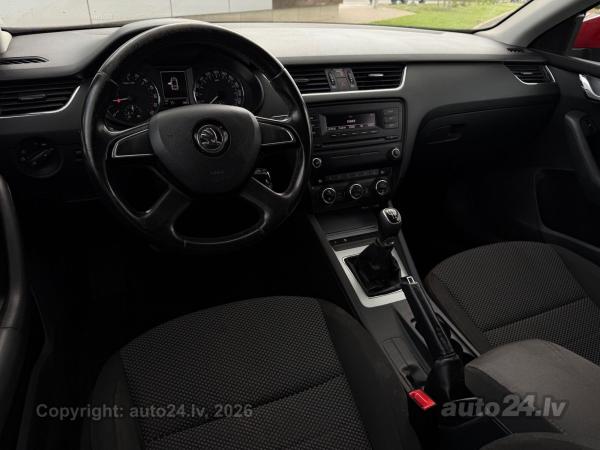 Skoda Octavia 2013 in Tartu on AUTOMOTO.COM.LV Red Skoda Octavia 2013 in Tartu, with an engine capacity of 1.60 L and mileage of 307 thousand km for 4200 €, photo 8 on AUTOMOTO.COM.LV