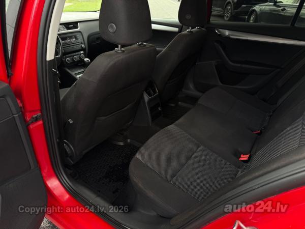 Skoda Octavia 2013 in Tartu on AUTOMOTO.COM.LV Red Skoda Octavia 2013 in Tartu, with an engine capacity of 1.60 L and mileage of 307 thousand km for 4200 €, photo 10 on AUTOMOTO.COM.LV