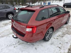 Red Skoda Octavia 2014 in Vilnius, with an engine capacity of 1.97 L and mileage of 326 thousand km for 7900 €, photo 7 on AUTOMOTO.COM.LV