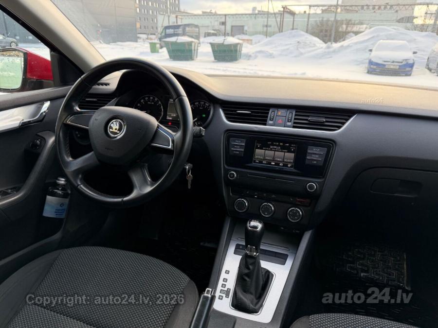 Sarkans Skoda Octavia 2014 Tallina, ar dzinēja tilpumu 1.60 L un nobraukumu 275 tūkst. km par 5300 €, foto 9 vietnē AUTOMOTO.COM.LV