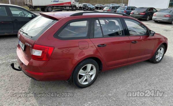 Red Skoda Octavia 2014 in Tartu, with an engine capacity of 1.60 L and mileage of 136 thousand km for 8300 €, photo 2 on AUTOMOTO.COM.LV