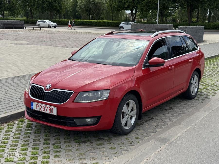 Red Skoda Octavia 2014 in Ukmerge, with an engine capacity of 2.00 L and mileage of 362 thousand km for 3950 €, photo 1 on AUTOMOTO.COM.LV