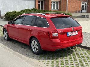 Red Skoda Octavia 2014 in Ukmerge, with an engine capacity of 2.00 L and mileage of 362 thousand km for 3950 €, photo 4 on AUTOMOTO.COM.LV