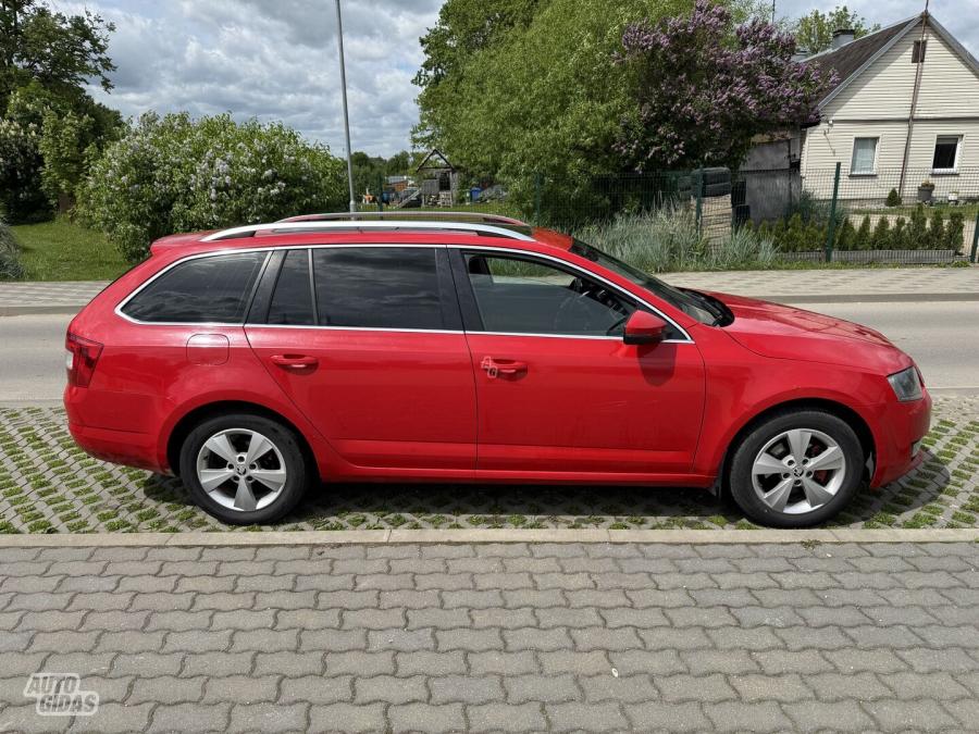 Red Skoda Octavia 2014 in Ukmerge, with an engine capacity of 2.00 L and mileage of 362 thousand km for 3950 €, photo 7 on AUTOMOTO.COM.LV