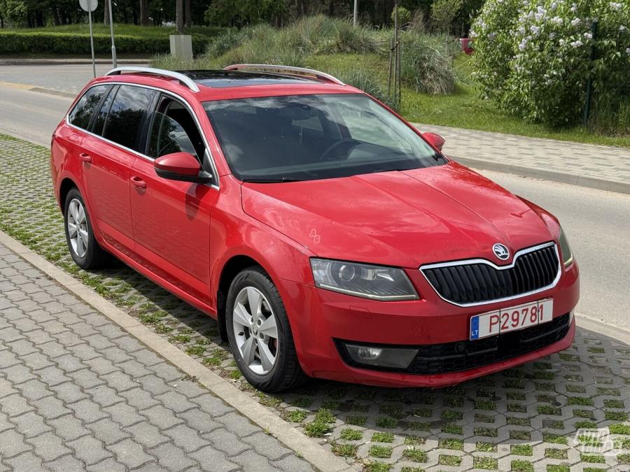 Red Skoda Octavia 2014 in Ukmerge, with an engine capacity of 2.00 L and mileage of 362 thousand km for 3950 €, photo 8 on AUTOMOTO.COM.LV