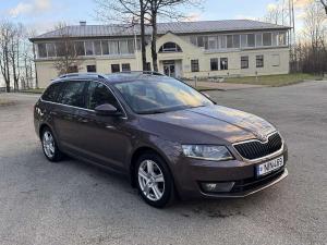 Red Skoda Octavia 2014 in Silale, with an engine capacity of 1.60 L and mileage of 325 thousand km for 4700 €, photo 7 on AUTOMOTO.COM.LV