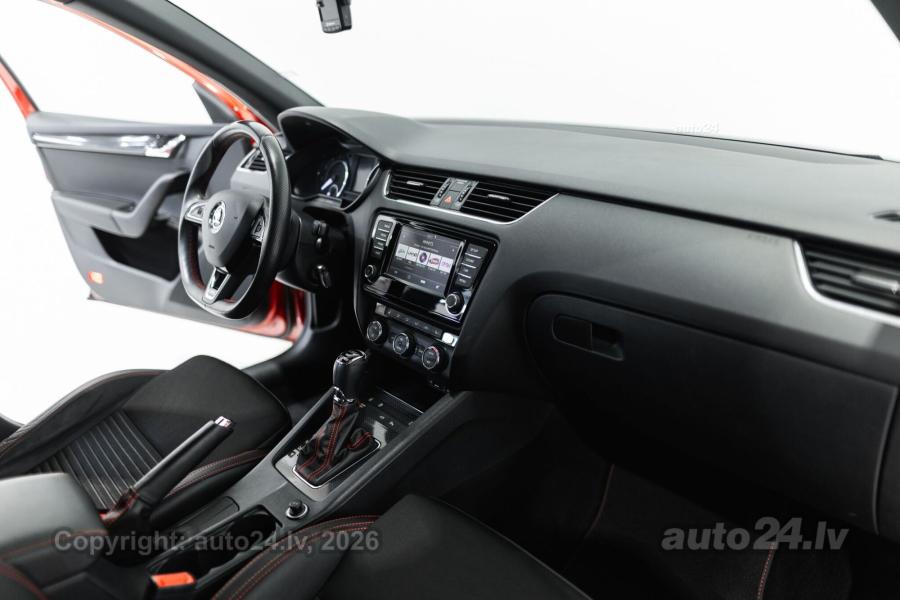 Sarkans Skoda Octavia 2015 Tallina, ar dzinēja tilpumu 2.00 L un nobraukumu 294 tūkst. km par 6990 €, foto 16 vietnē AUTOMOTO.COM.LV