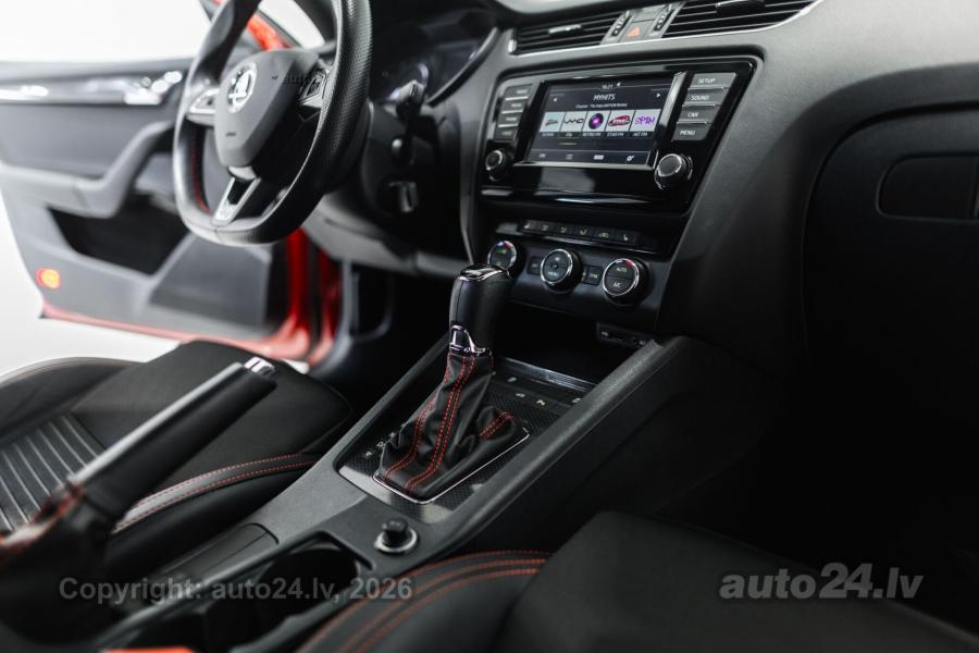 Sarkans Skoda Octavia 2015 Tallina, ar dzinēja tilpumu 2.00 L un nobraukumu 294 tūkst. km par 6990 €, foto 23 vietnē AUTOMOTO.COM.LV