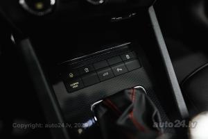 Sarkans Skoda Octavia 2015 Tallina, ar dzinēja tilpumu 2.00 L un nobraukumu 294 tūkst. km par 6990 €, foto 26 vietnē AUTOMOTO.COM.LV