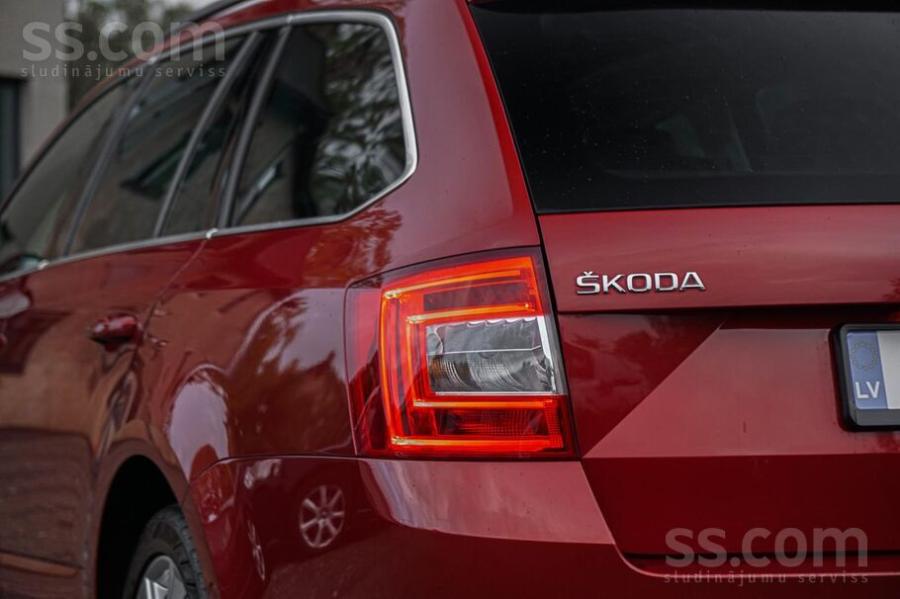Red Skoda Octavia 2015 in Riga, with an engine capacity of 1.80 L and mileage of 209 thousand km for 8990 €, photo 7 on AUTOMOTO.COM.LV