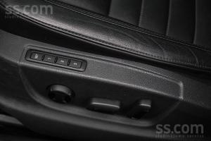 Red Skoda Octavia 2015 in Riga, with an engine capacity of 1.80 L and mileage of 209 thousand km for 8990 €, photo 16 on AUTOMOTO.COM.LV