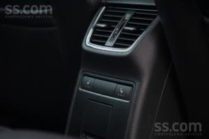 Red Skoda Octavia 2015 in Riga, with an engine capacity of 1.80 L and mileage of 209 thousand km for 8990 €, photo 31 on AUTOMOTO.COM.LV