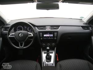 Red Skoda Octavia 2016 in Vilnius, with an engine capacity of 1.80 L and mileage of 268 thousand km for 8599 €, photo 2 on AUTOMOTO.COM.LV