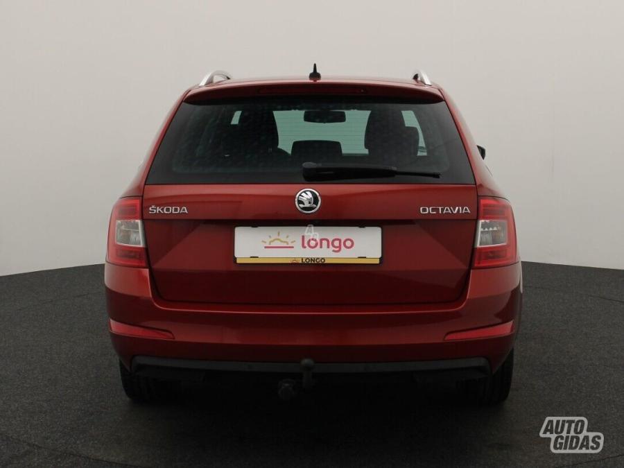 Red Skoda Octavia 2016 in Vilnius, with an engine capacity of 1.80 L and mileage of 268 thousand km for 8599 €, photo 5 on AUTOMOTO.COM.LV