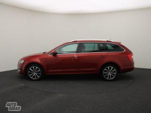 Red Skoda Octavia 2016 in Vilnius, with an engine capacity of 1.80 L and mileage of 268 thousand km for 8599 €, photo 6 on AUTOMOTO.COM.LV