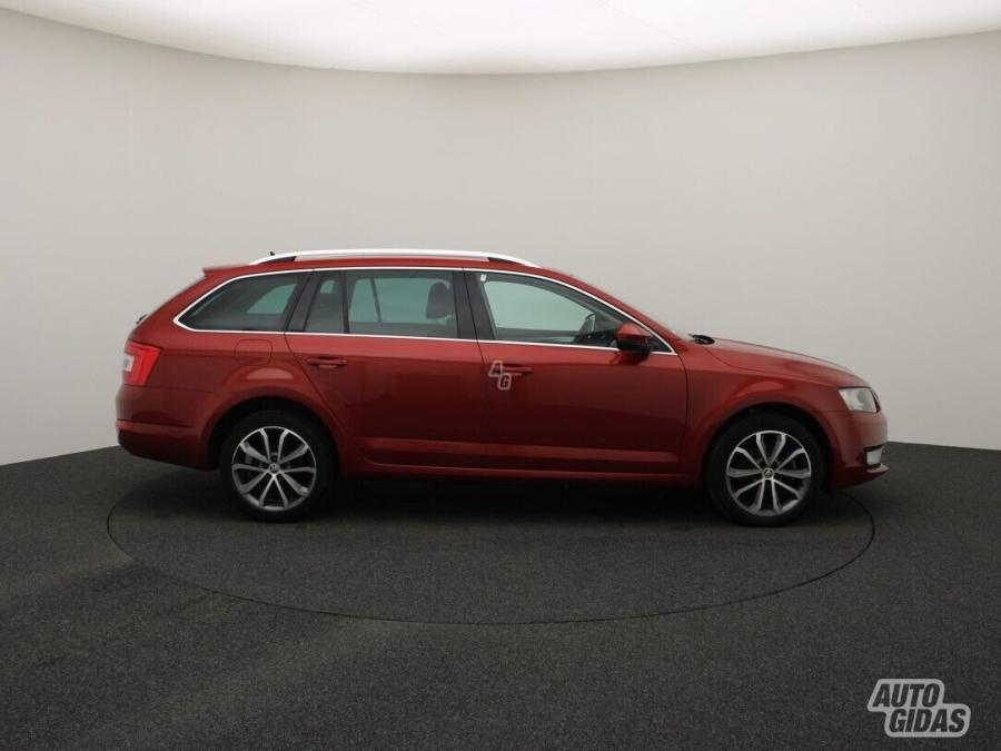 Red Skoda Octavia 2016 in Vilnius, with an engine capacity of 1.80 L and mileage of 268 thousand km for 8599 €, photo 9 on AUTOMOTO.COM.LV
