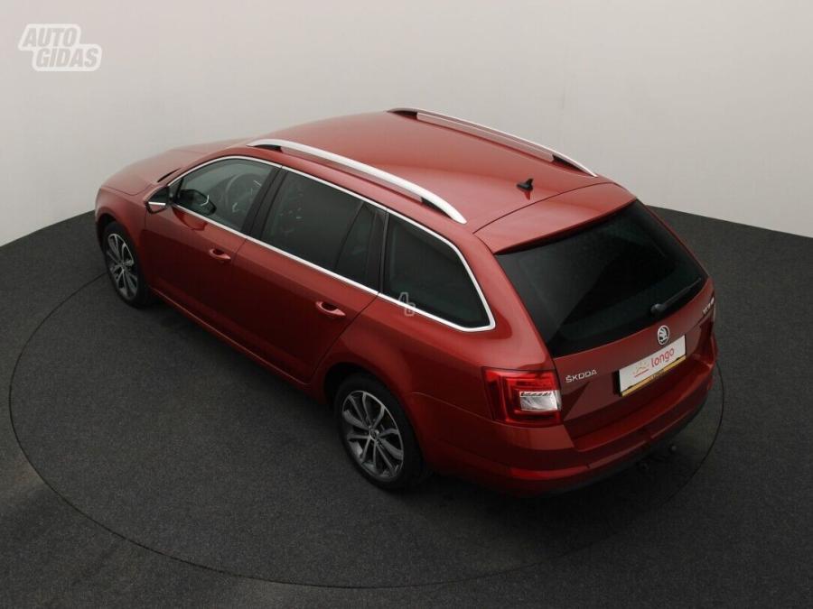 Red Skoda Octavia 2016 in Vilnius, with an engine capacity of 1.80 L and mileage of 268 thousand km for 8599 €, photo 12 on AUTOMOTO.COM.LV